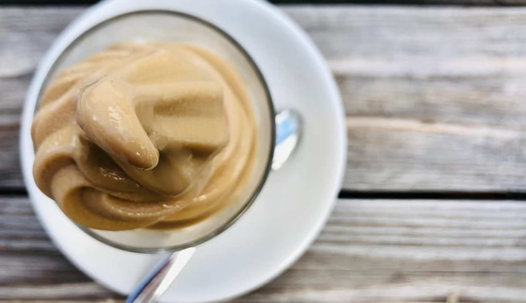 Crema al caffè: ricetta semplice, veloce, estiva e facile da preparare